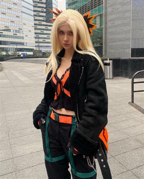 Female Bakugo Cosplay