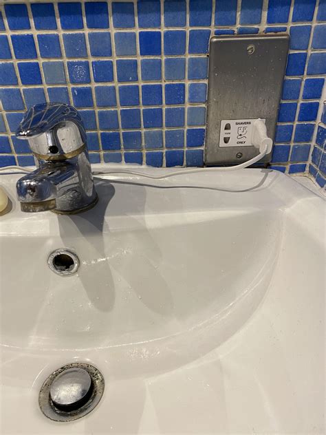 Is This A Safe Distance Between Sink And Socket UK R Askanelectrician
