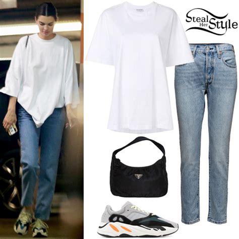 Kendall Jenner White T Shirt Blue Jeans