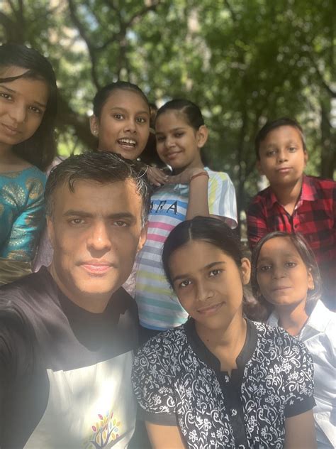 Kumar Saurabh On Linkedin Zepto Blinkit Darkstores Asking बेतकल्लुफ़ी बेतकल्लुफ़ी