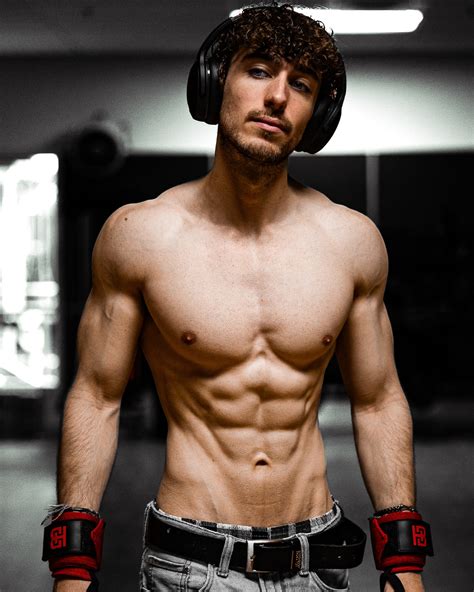 Eric Milton Ericjamesmilton • Instagram Photos And Videos