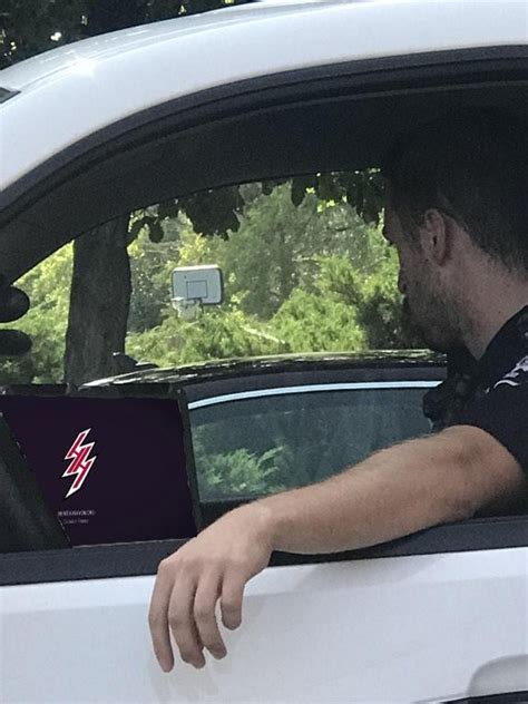 To The Police Officer R Animemes