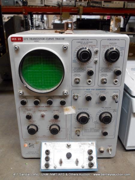 Tektronix 575 Transistor Curve Tracer