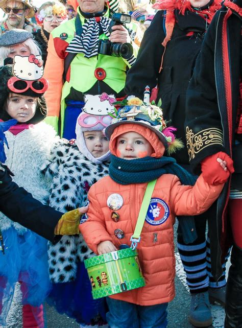 Carnaval De Dunkerque 2024 Fête Déguisée à Vivre En Famille Dans Le