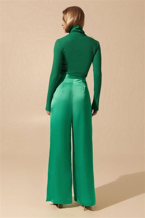 Купити Смарагдові брюки зі штучного шовку брюки колір зелений матеріал штучний шовк стиль