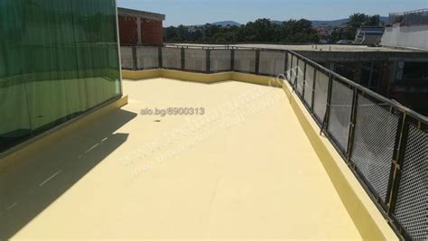 Полагане на хидроизолация с течна гума на плоски покриви и открити тераси Строителни ус