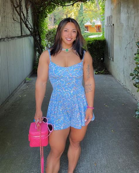 Asian Muscle Girls