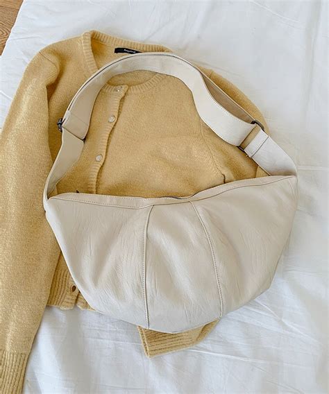 스테디나인 오늘출고 데일리추천 테일러 반달 크로스 Bag