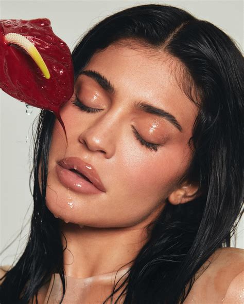 Kylie Jenner Fans Wince Over Gross Detail In Background Of Her Sexy New Makeup Shoot That