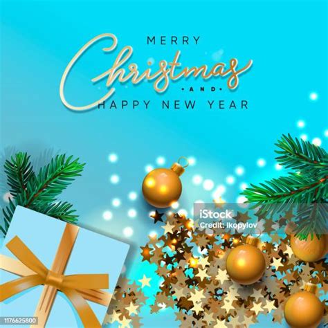 메리 크리스마스와 새해 복 야 배너입니다 현실적인 선물 상자 녹색 소나무 가지 반짝이 골드 색종이와 반짝이는 조명 화환의