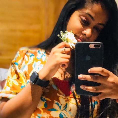 තාත්ති තුරුළෙ ආයෙම දොයියන්න මාස 6ක් ඉන්න වෙනව පැටියො ඊට පස්සෙ ආයෙම ඔයාට පුලුවන් තාත්තා ළගින්