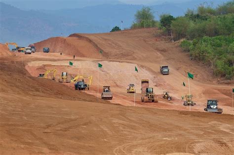 ကျိုင်းတုံလေဆိပ်ကို အိမ်နီးချင်းနိုင်ငံများမှ လေယာဉ်များ တိုက်ရိုက်ဆင်းသက်နိုင်ရန် အဆင့်မြှင့်မည