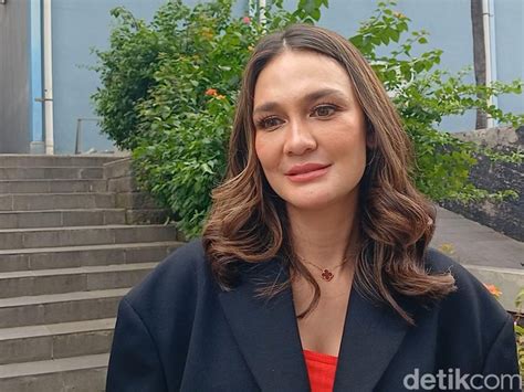 Klarifikasi Luna Maya Usai Viral Video Marahi Karyawan