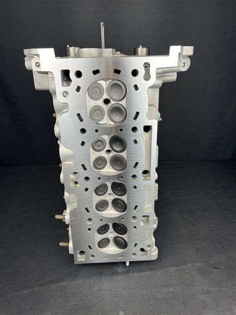 Hyundai Genesis Coupe 20t Cylinder Head Assembly G4kf Oem 2010 2014