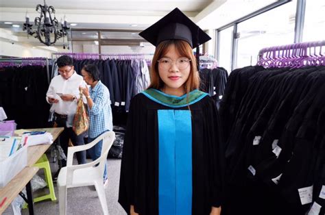 ครุย มหาวิทยาลัยสงขลานครินทร์ ครุยคัทลียา ปิ่นเกล้า Facebook