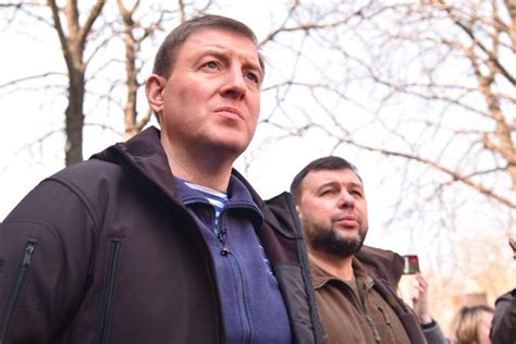 «Медуза Кремль решил провести референдумы из за «партии войны «Бумага