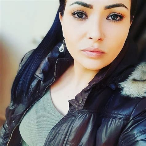 Elisiana Andrade Maschio Pretinha Elisiana Threads Say More