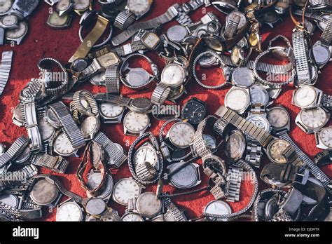 The Broken Watch Stock Photo Alamy