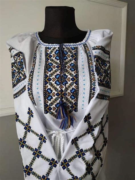 Жіноча вишиванка — ціна 1400 грн у каталозі Вишиванки Купити жіночі речі за доступною ціною на