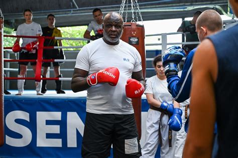 Ernesto Hoost Kwu Senshi