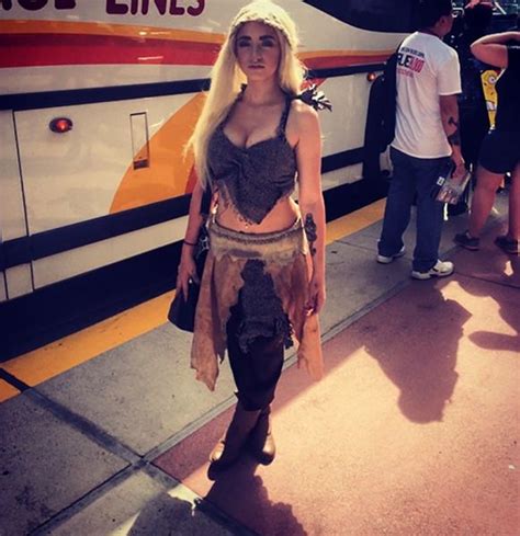 27 Sexiest Cosplay Girls At San Diego Comic Con Barnorama