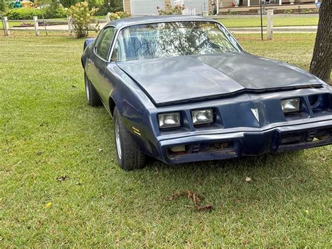 1980 Pontiac Firebird · Esprit