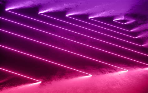빛나는 네온과 미래 공상 과학 콘크리트 방 가상 현실 포털 생생한 색상 레이저 에너지 원 퍼플 핑크 네온 라이트 네온에 대한 스톡 사진 및 기타 이미지 Istock