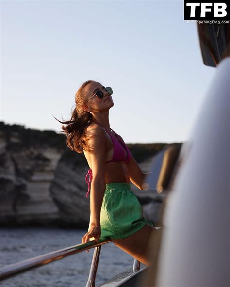 Charlotte Sine Sexy 14 Photos Thefappening