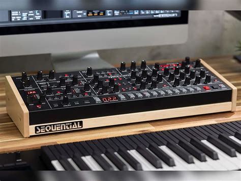 Sequential Trigon 6 49 Key 6 Voice Polyphonic Synthesizer Reverb