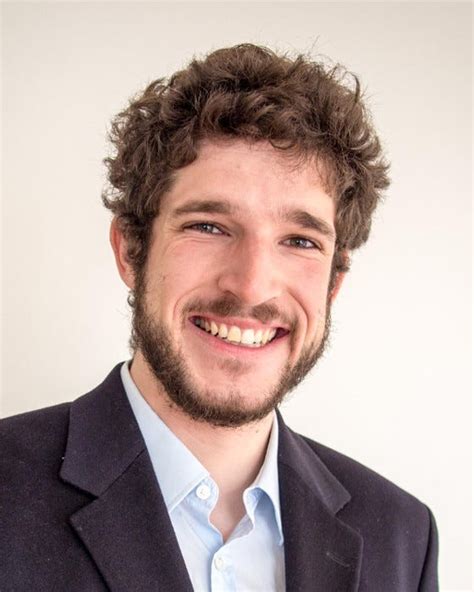 Adrien Medium
