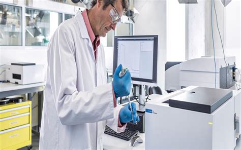 What Are The Advantages Of Uv Vis Spectroscopy