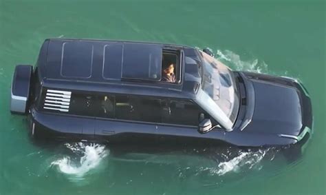 Byds Yangwang U8 Launched Can Float On Water For 30 Minutes And Sail