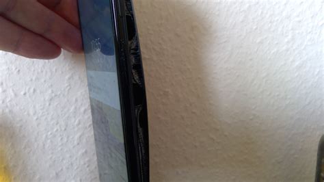 My Pixel Xl The Back Has Come Unstuck Google Pixel Community