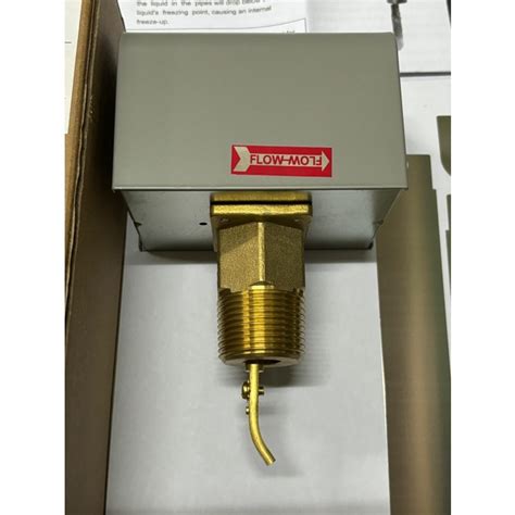 Jual Flow Switch Johnson F61kb 11c Flow Control Alat Ukur Laju Air Tekanan Arus Air Shopee
