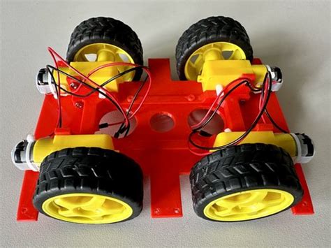 Build A 4wd Car With Arduino Uno And Dfrobot Quad Motor Driver — Codemahal
