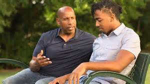 Behaviors Of A Narcissistic Parent That Are Hard To Miss Once You Notice Them YourTango