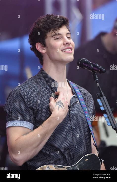 New York Ny Usa 1st June 2018 Shawn Mendes On Stage For Shawn