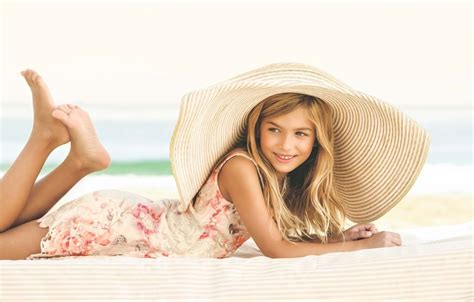 Wallpaper Girl Long Hair Dress Smile Beautiful Pretty Lips Face