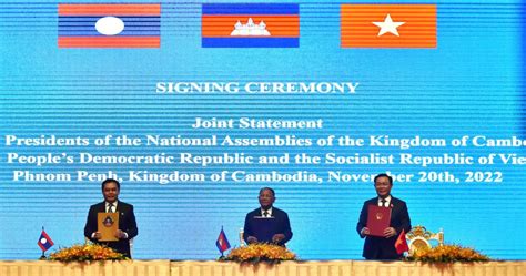 ពិធីចុះហត្ថលេខាលើសេចក្តីថ្លែងការណ៍រួមរបស់ប្រធានសភាកម្ពុជា ឡាវ និងវៀតណាម នៅរាជធានីភ្នំពេញ