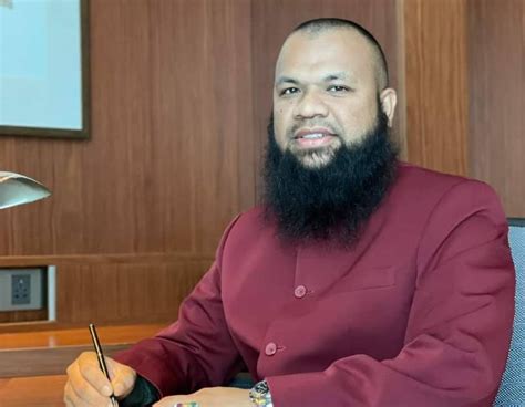 Biodata Lengkap Dato Azlan Al Amin