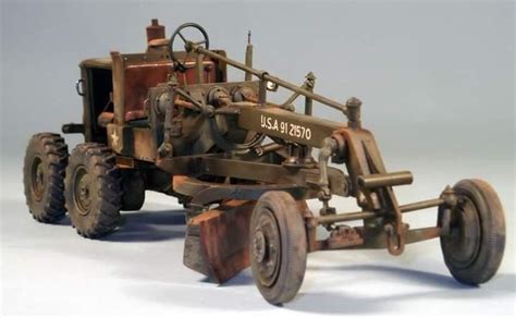 Vintage Tractor Model With Wheels