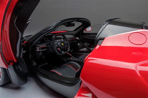 Laferrari Interior