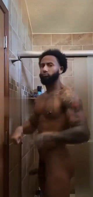 Sexy Fit Hung Naked Trade Playing In The Shower ThisVid