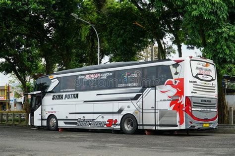 Detail Foto Bus Scania Koleksi Nomer 13