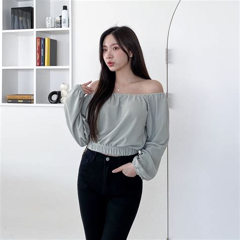 오픈숄더 스판 블랏 티셔츠 민트 상큼