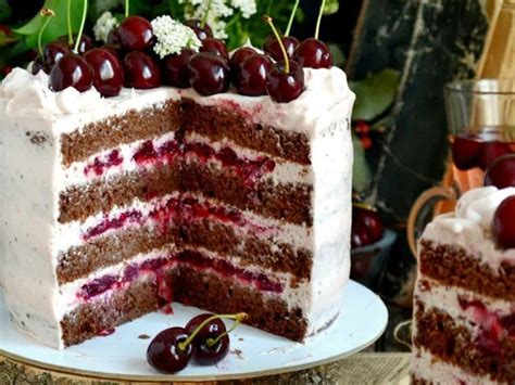 Шоколадный торт с вишней 🍒 и творожным кремом рецепт с фото Рецепт Рецепты тортов