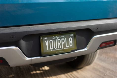 Custom Messaging On Digital License Plates Reviver