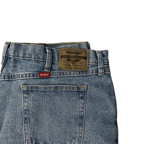 Wrangler Relaxed Vs Regular Fit At Meghan Herbert Blog