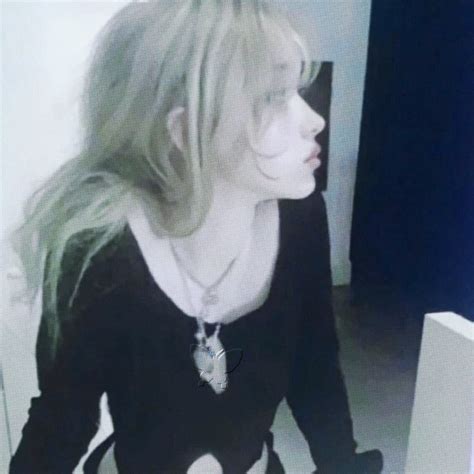 ⦁ ⦁ 堆糖，美图壁纸兴趣社区