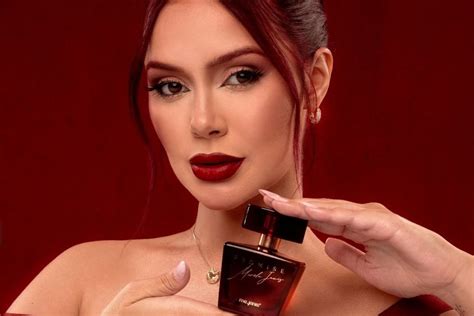 Mirela Janis Anuncia Sua Primeira Marca De Cosm Ticos Blogpadrao Com Br